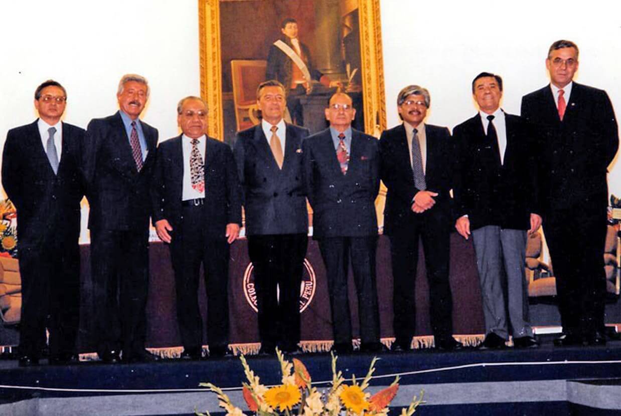 Junta Directiva 2000-2001 – Sociedad Peruana de Hipertensión Arterial (SPHTA)