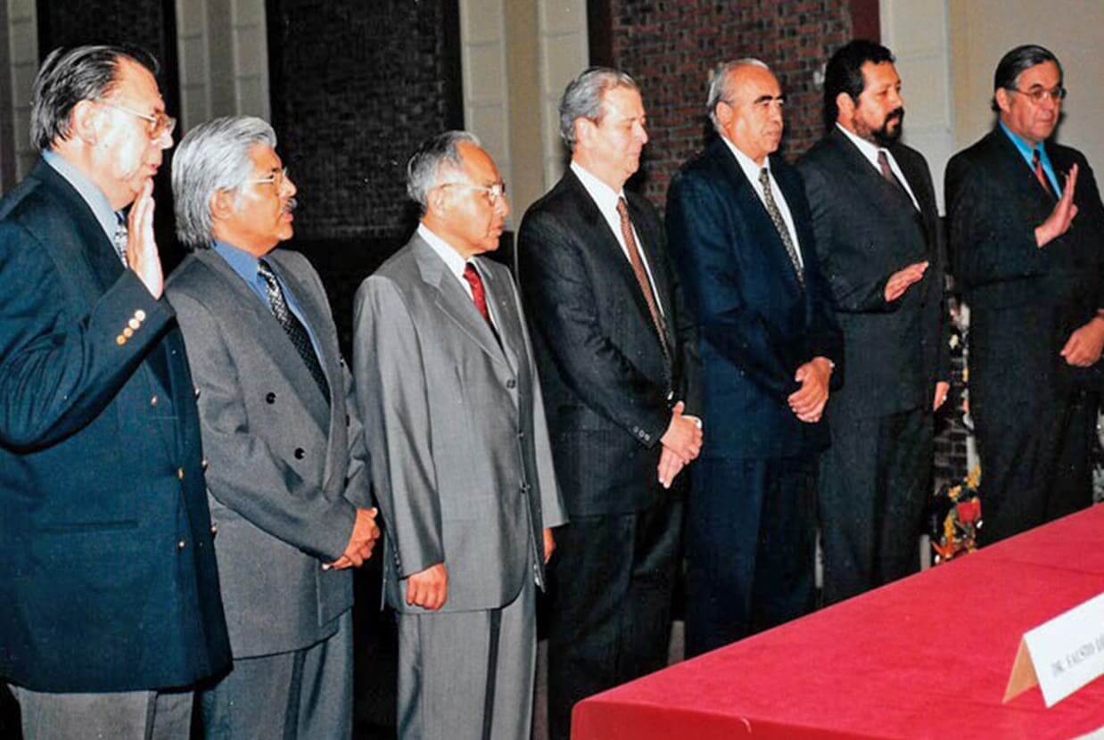 Junta Directiva 2004-2005 – Sociedad Peruana de Hipertensión Arterial (SPHTA)